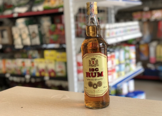Rượu rum ISC 700ml